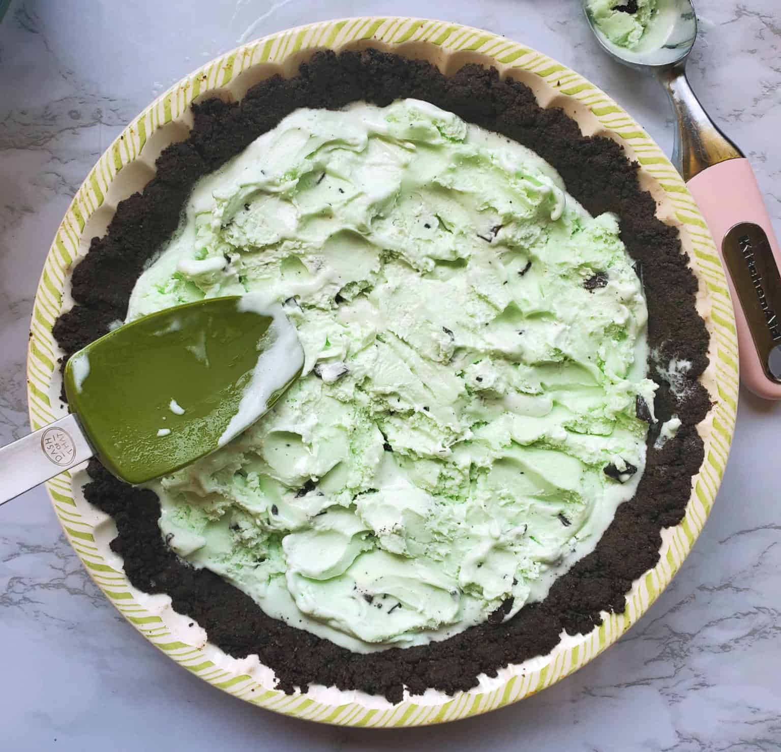 Chocolate Mint Ice Cream Pie - Portlandia Pie Lady