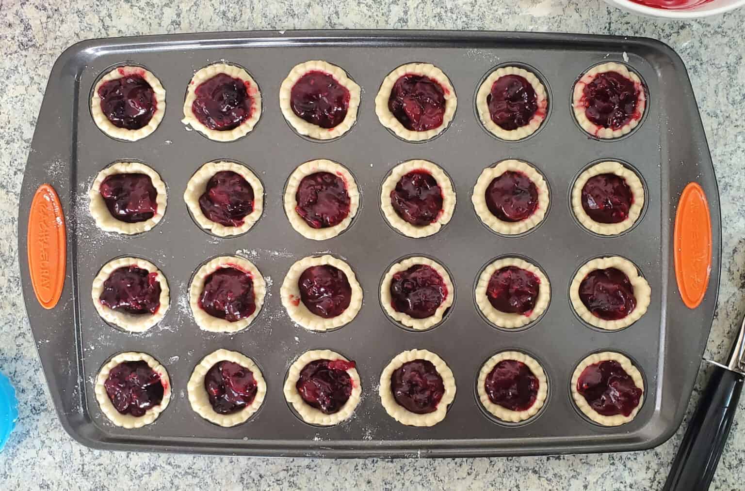 Pie Crust Flowers & Mini Pies - Portlandia Pie Lady